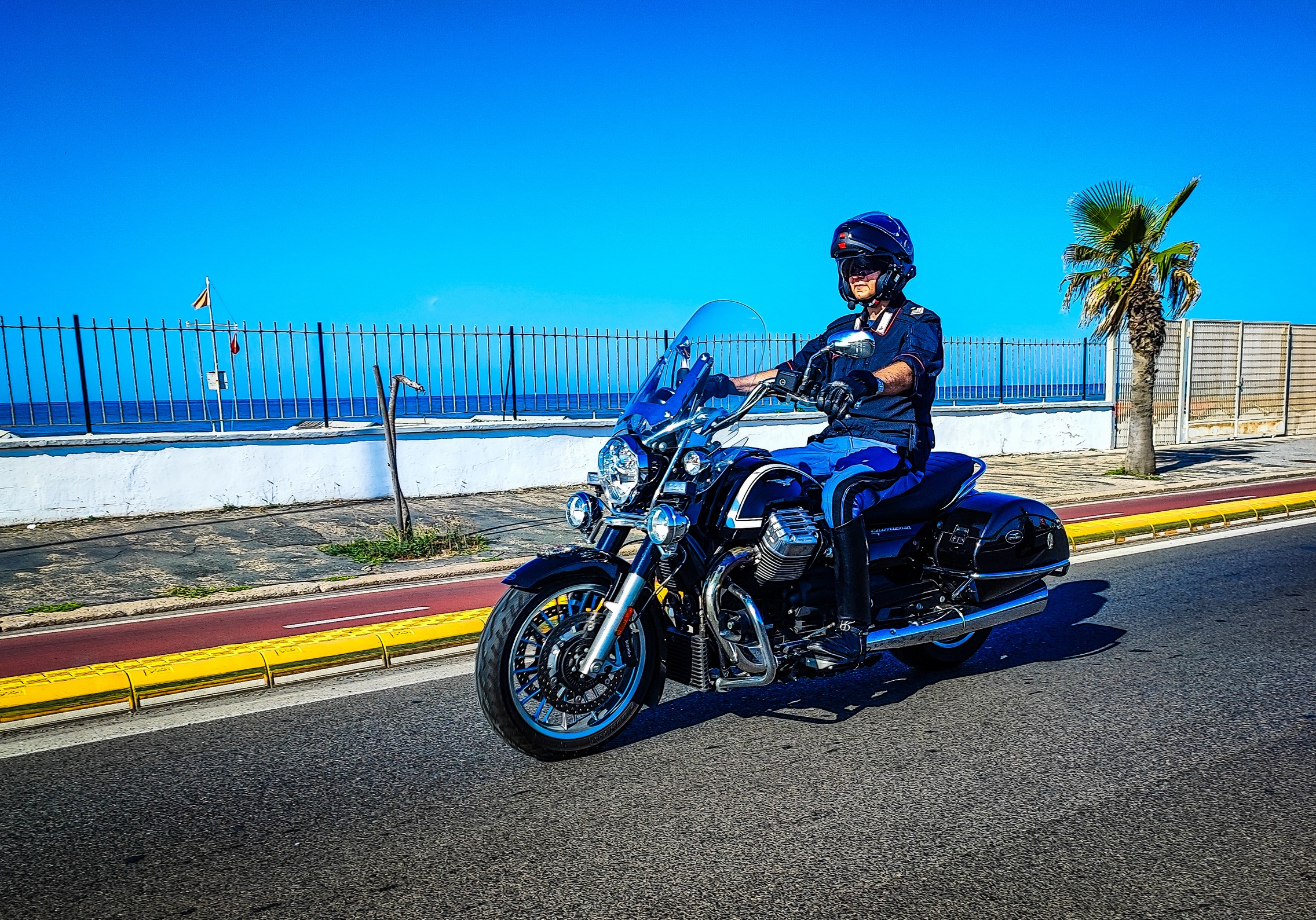 Le Moto Guzzi dei Corazzieri: quali sono e come si guidano | Gazzetta.it