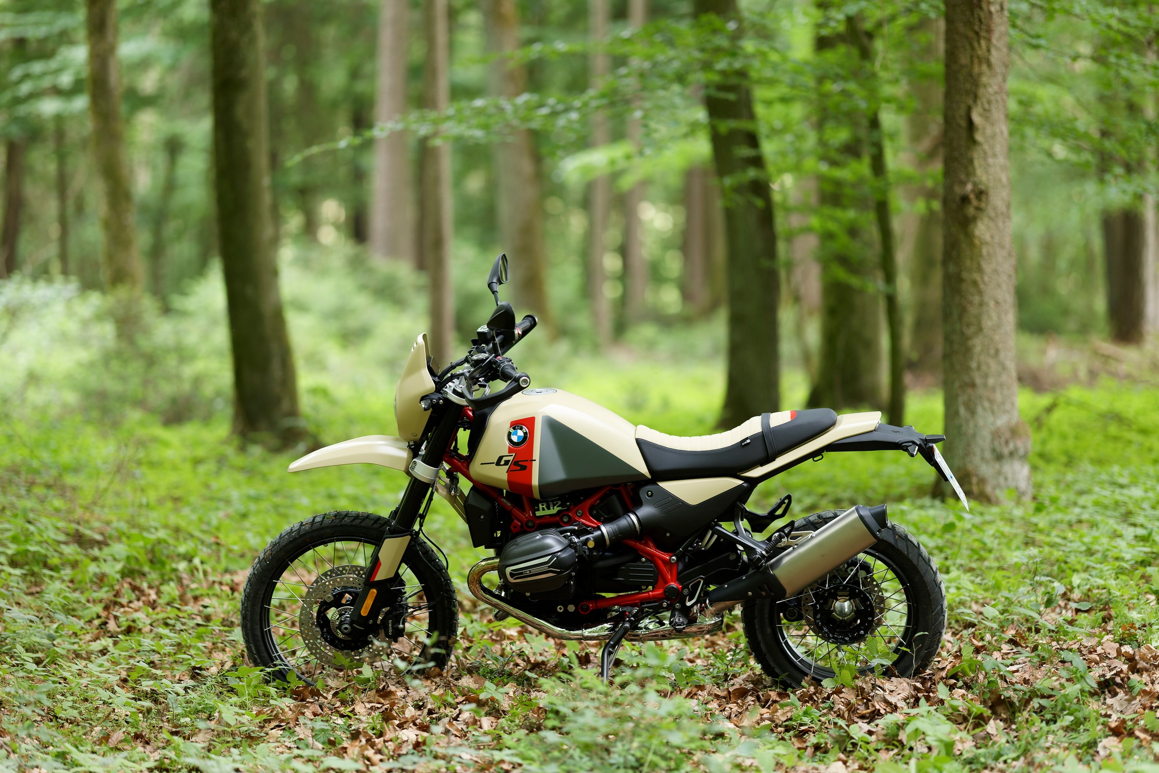 Bmw R 12 G/S: prova, prezzo e scheda tecnica dell’enduro retrò ...