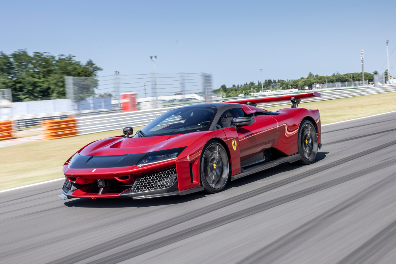 Ferrari F80: prova test prezzo potenza | Gazzetta.it