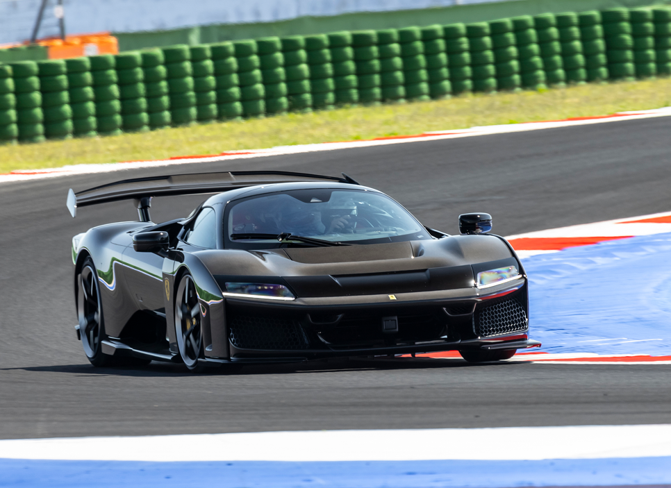Ferrari F80: prova test prezzo potenza | Gazzetta.it