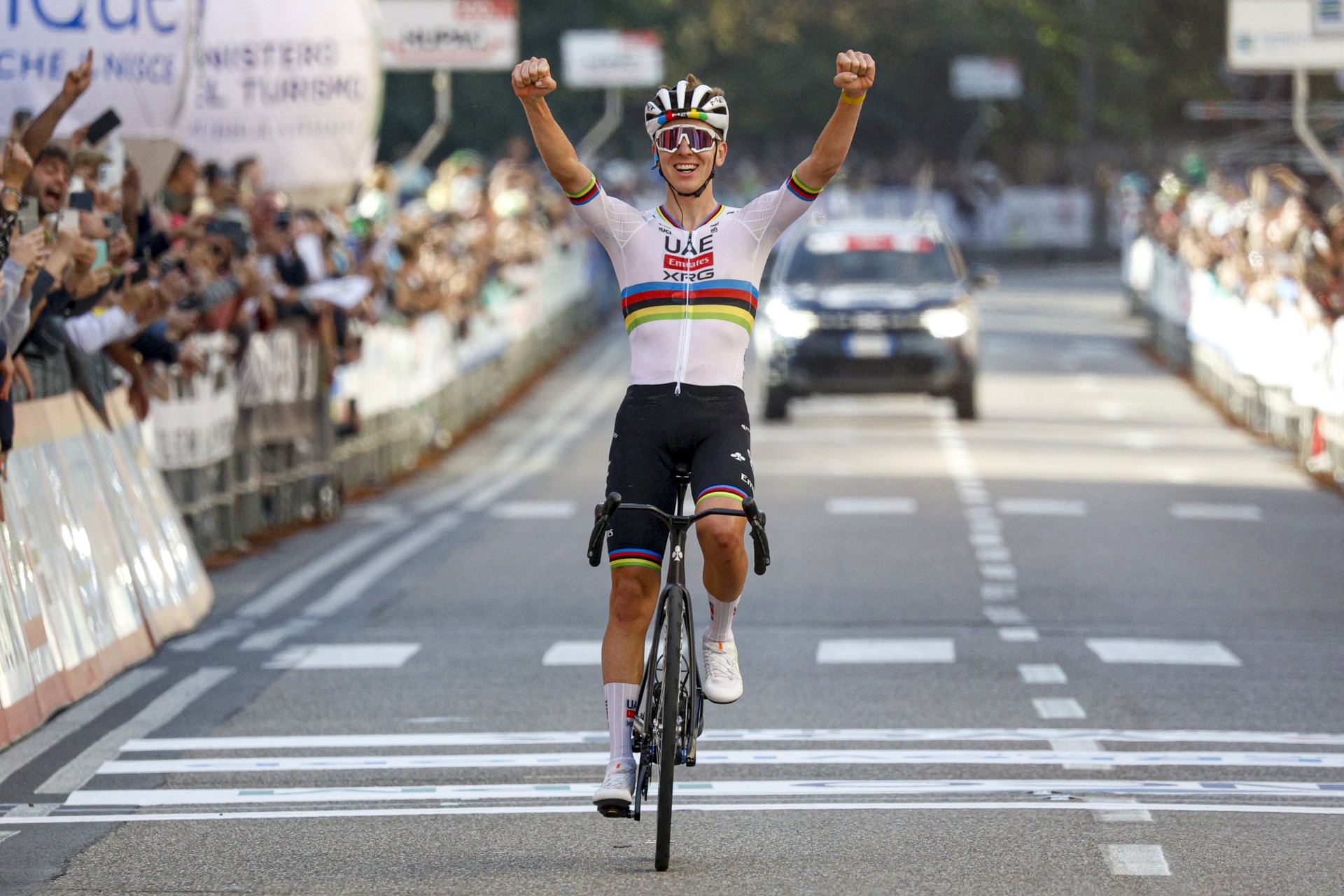 Ciclismo, Tre Valli Varesine: vince Pogacar con un attacco in discesa a ...