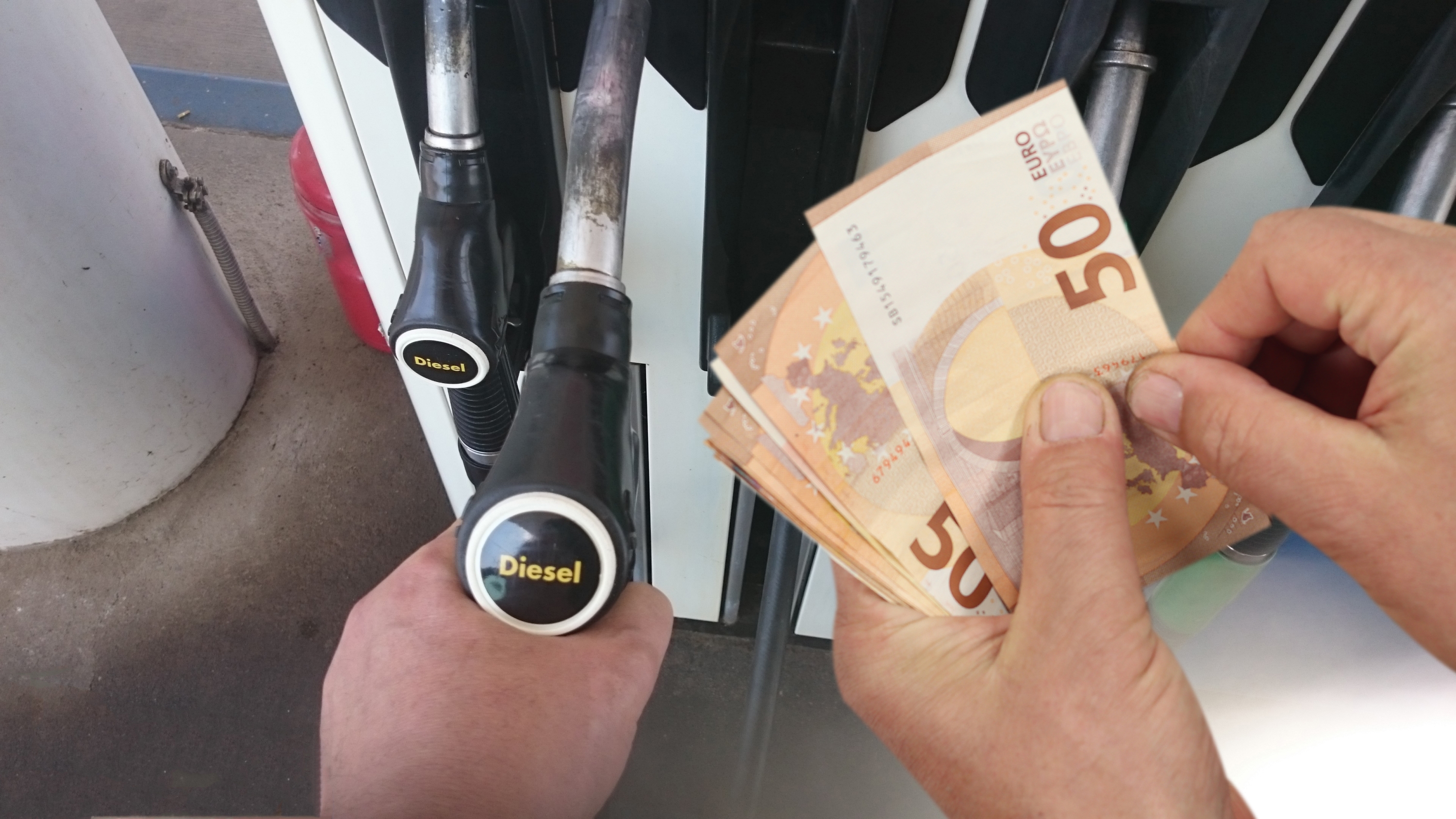 Prezzo benzina e diesel: app per trovare i distributori più convenienti ...