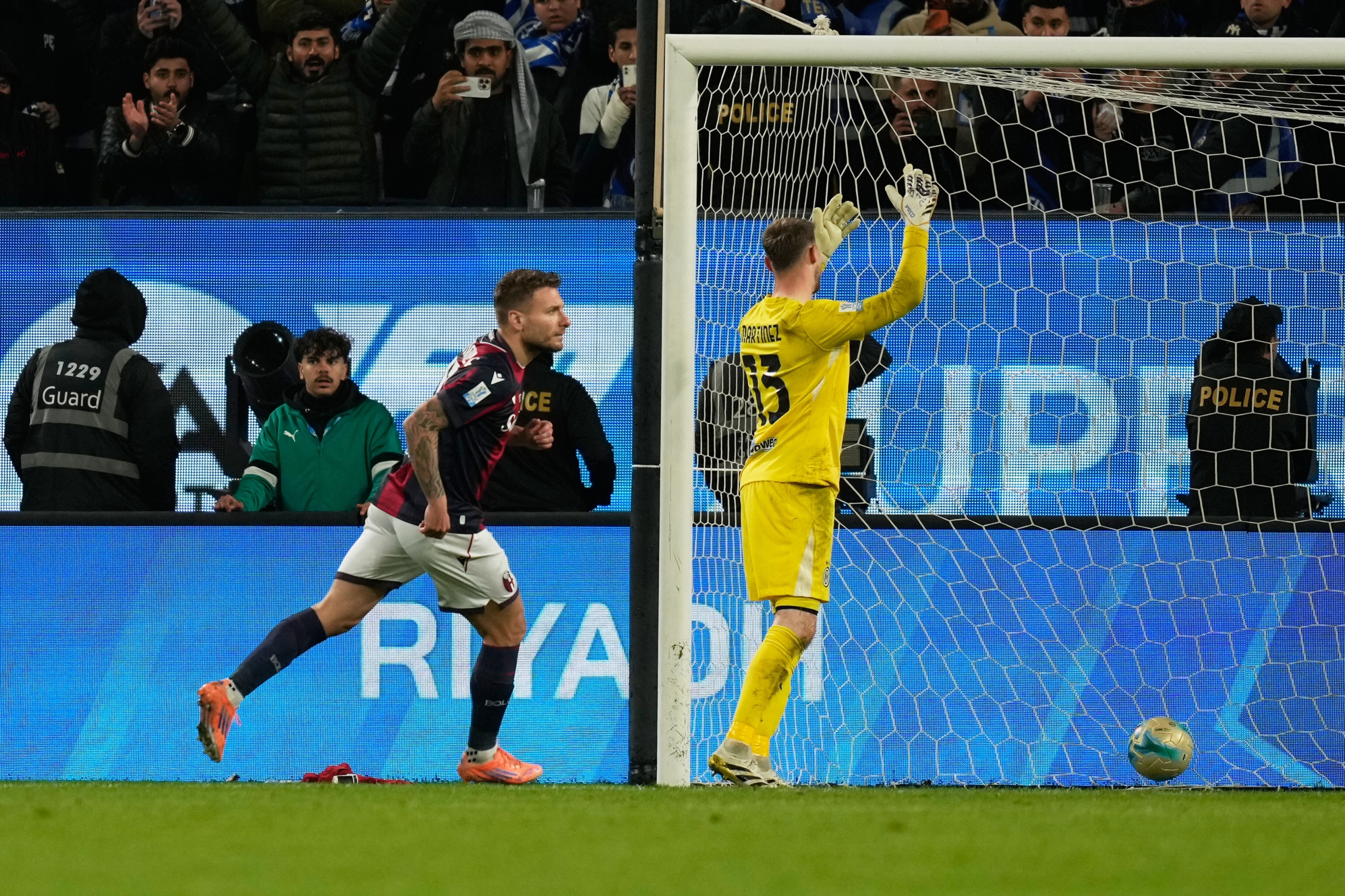 Bologna-Inter 4-3 dopo i rigori: sbagliano Bastoni, Barella e Bonny ...