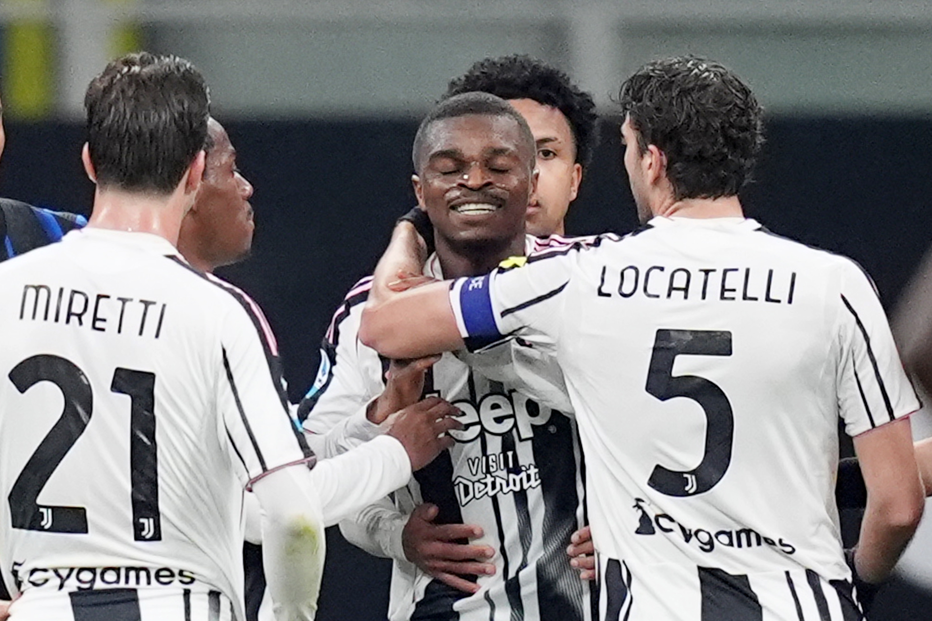 Inter-Juve, Kalulu squalificato dopo il rosso di San Siro | Gazzetta.it