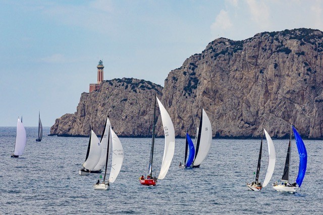 Vela, Mondiale ORC fra Napoli e Sorrento: Italia, unica gioia con Robe ...