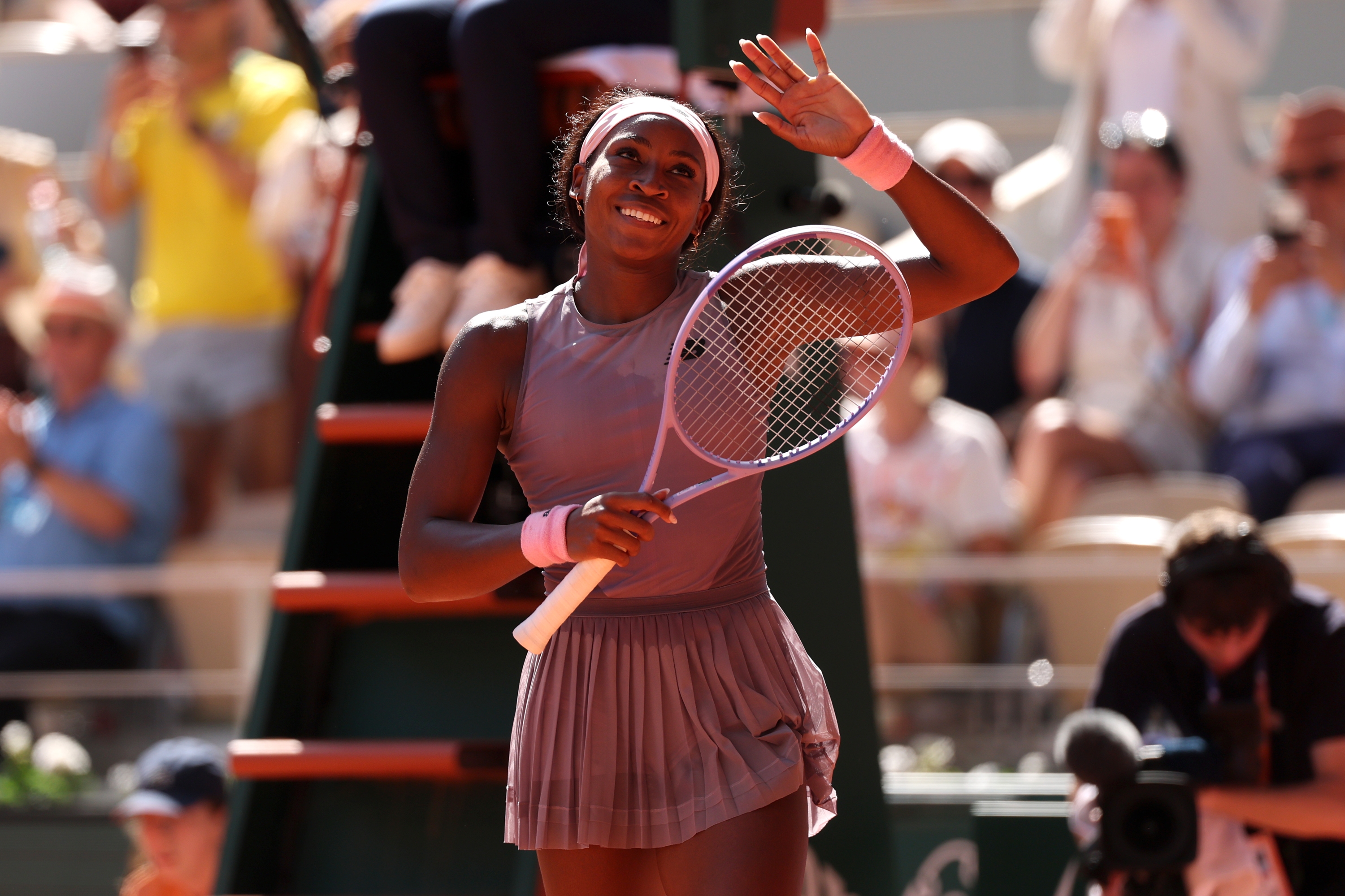 Incidente stradale Coco Gauff al Roland Garros di Parigi: auto contro ...