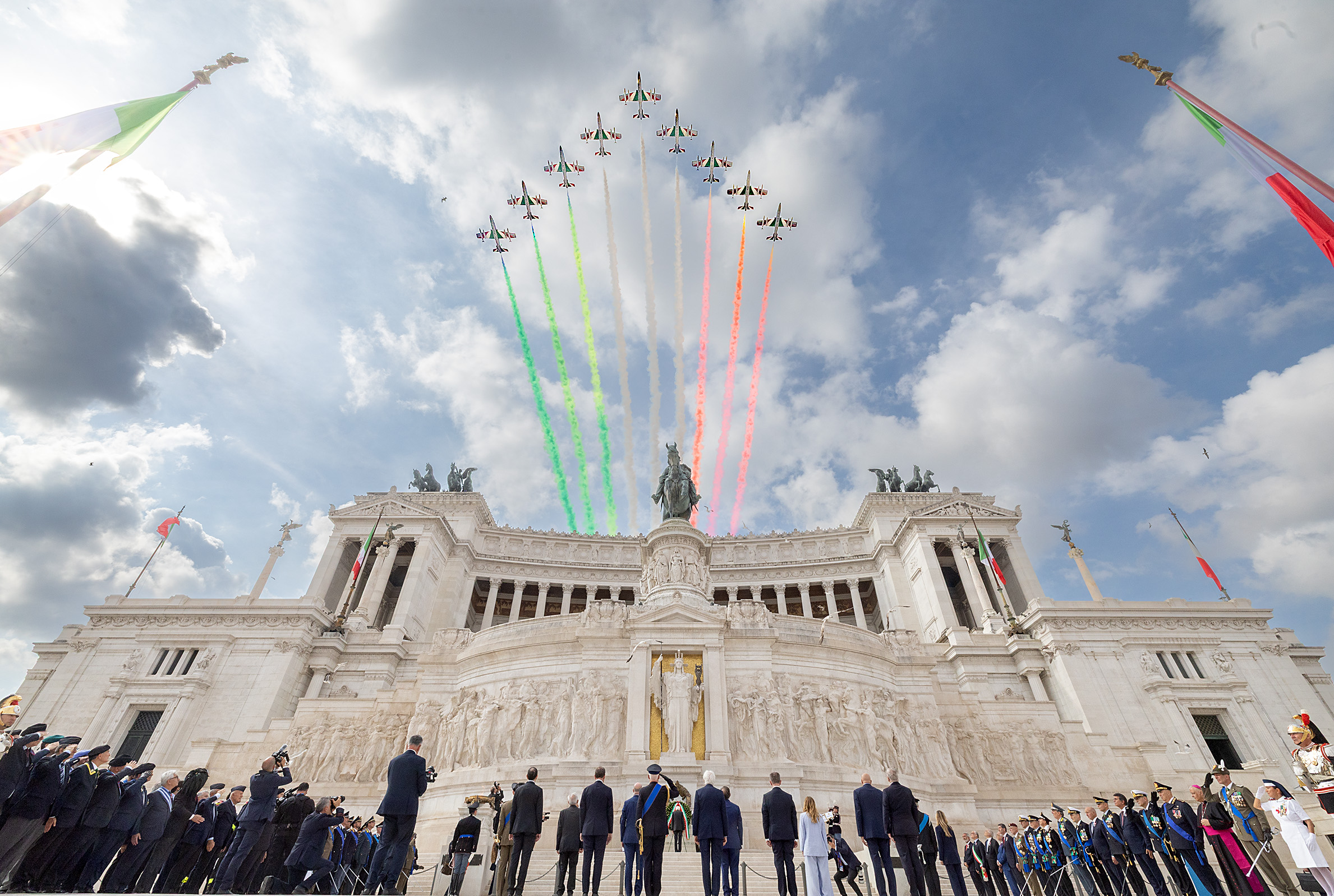 2 giugno, Mattarella celebra l'80° anniversario della Repubblica ...