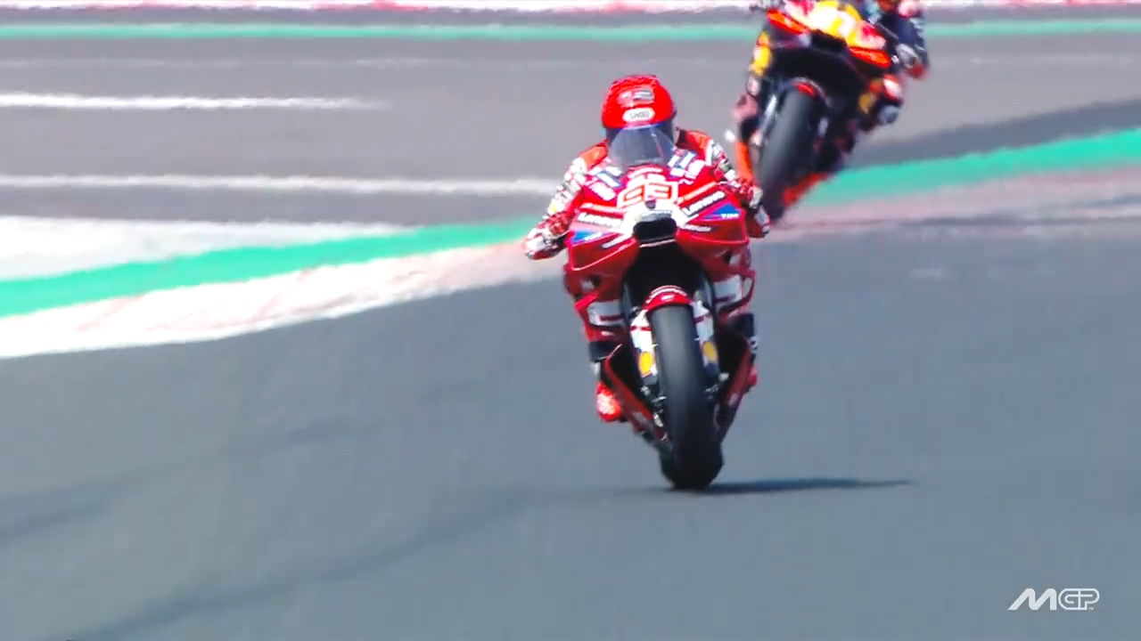 MotoGP Ungheria, Marquez vince la Sprint su Acosta e Bezzecchi ...